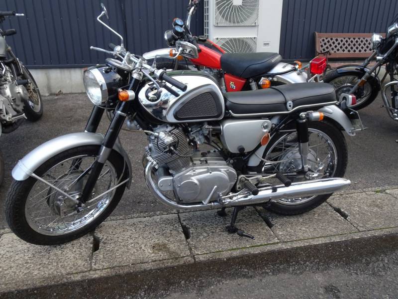 CBM72が広島へお嫁に行きました！ :: ブログ | ベストオートの時代部屋