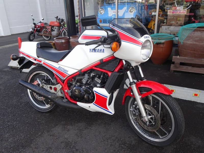RZ250R :: YAMAHA | ベストオートの時代部屋